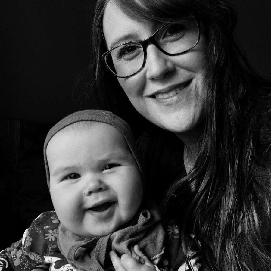 Award-Winning photographer Sarah Marsden - Documentary Family Awards